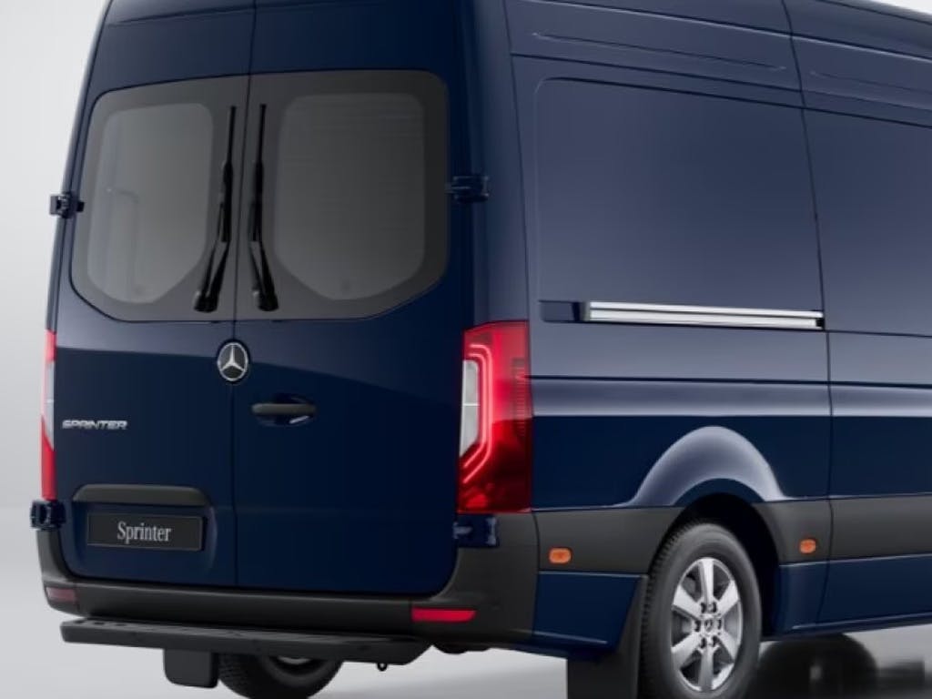 Mercedes Sprinter | Large Van for Commercial Business