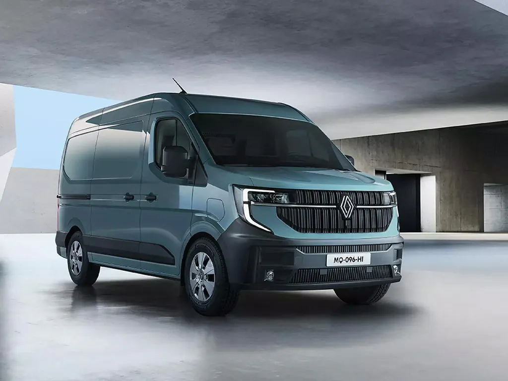 Renault Master Wins 2025 Van of the Year | Available at Pentagon Motor ...